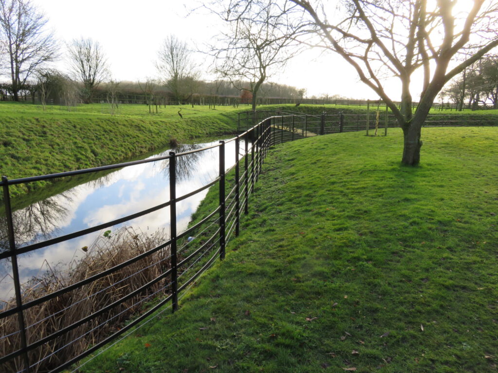 30698480_Unknown | Paddock Fencing