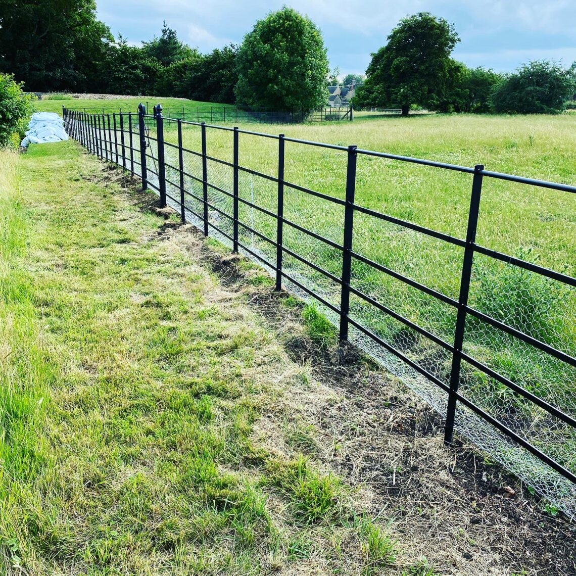 B7D3351E-01D2-4834-B759-C6E580DB4953 | Paddock Fencing